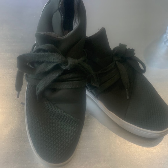Steve Madden | Shoes | Steve Madden Lancer Sneaker Army Green | Poshmark